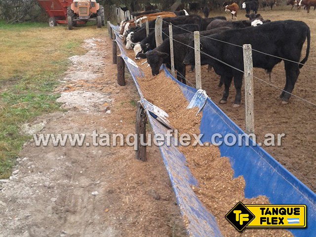 Comederos de Lona y Rafia para Ganado Vacuno
